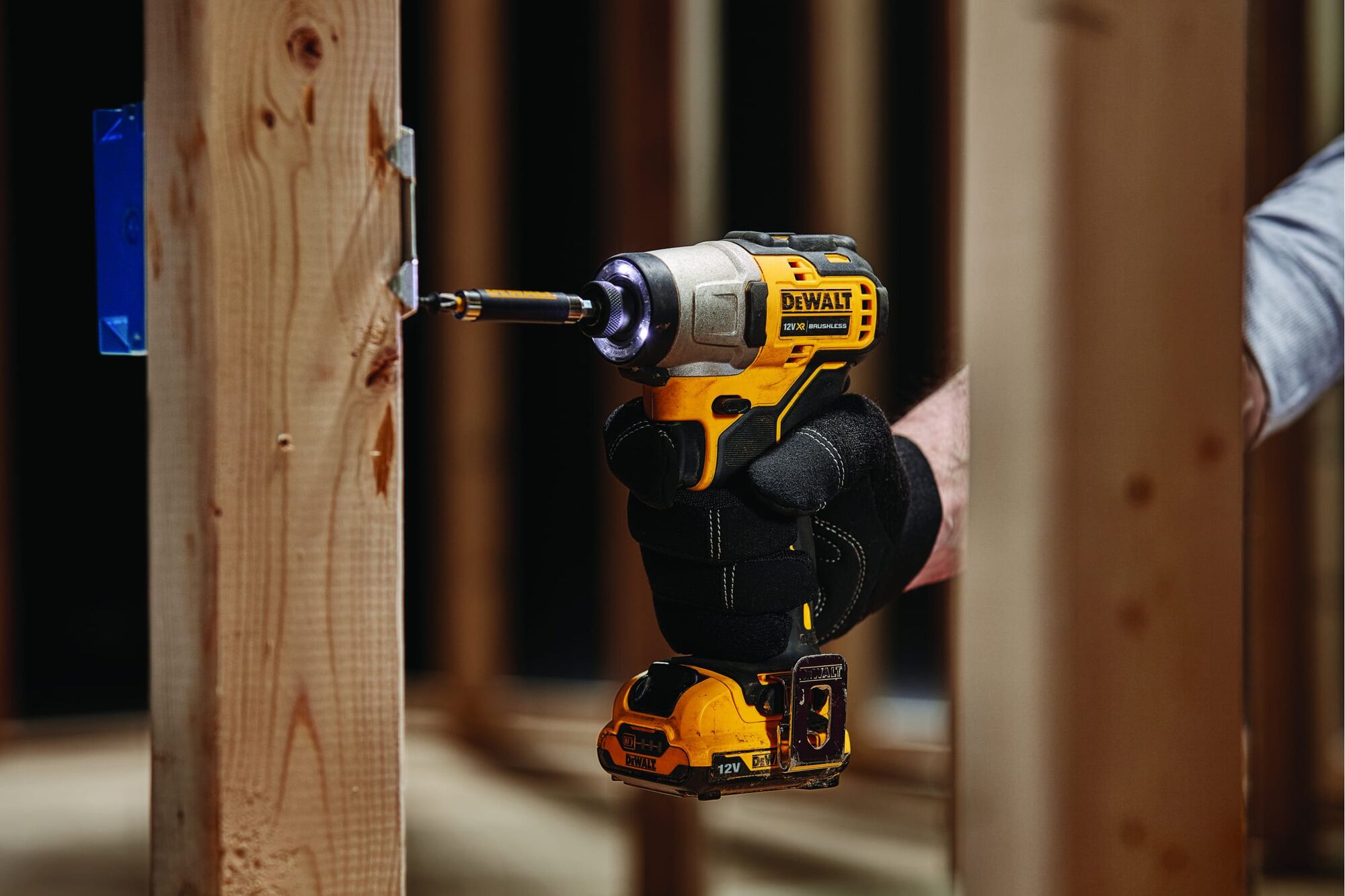 DEWALT 12 XR DCF801D2